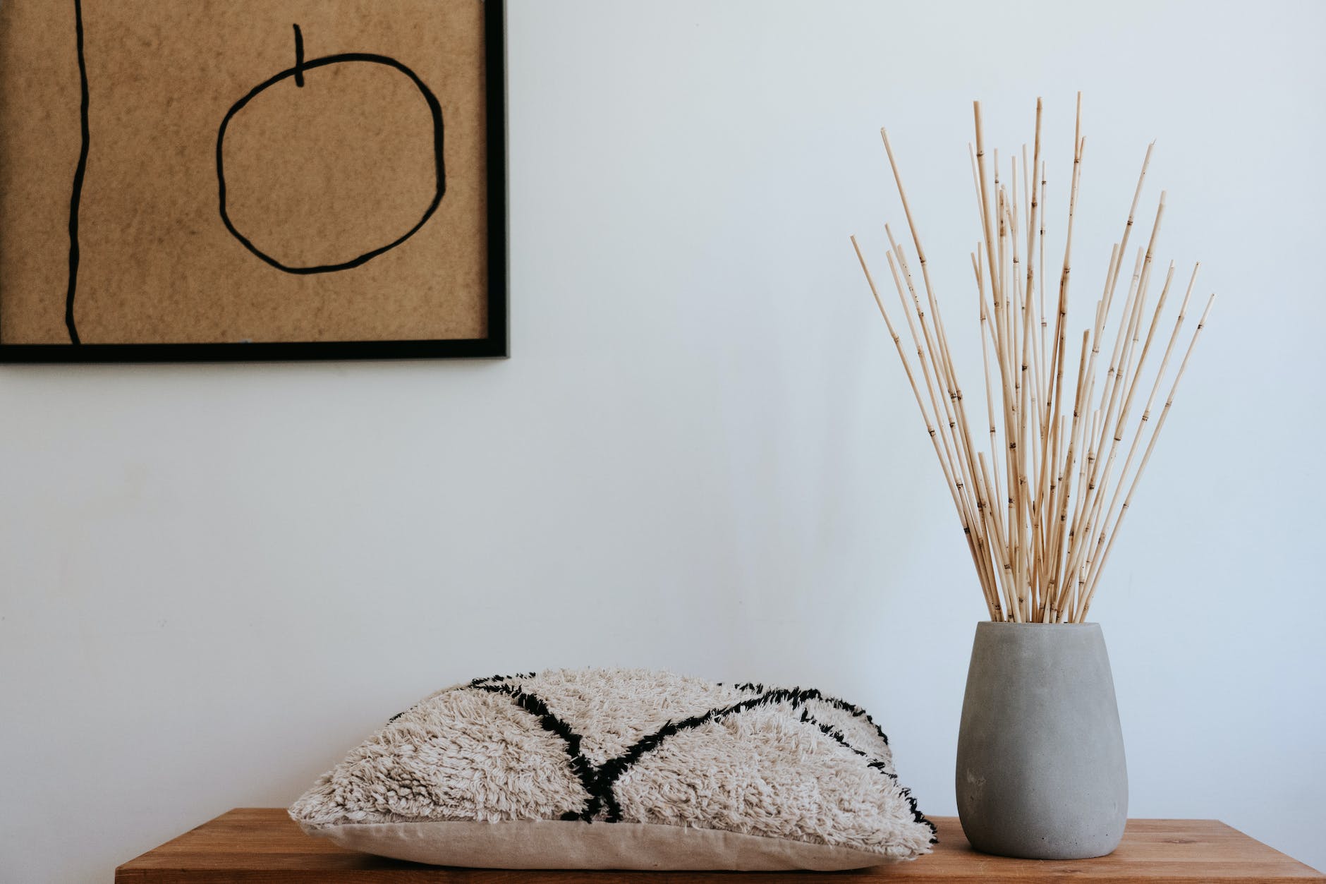 How to decorate your walls Japandi style - Japandi wall art and Japandi ...